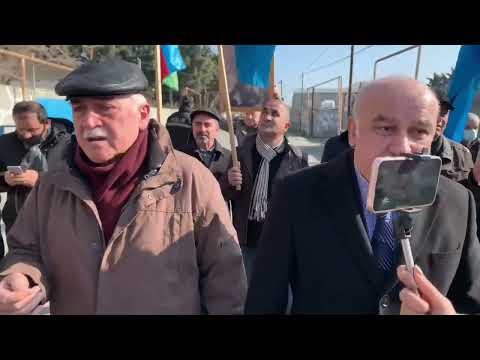 Müsavat Partiyası Novxanıda Rəsulzadənin abidəsini ziyarət etdi - Polis yenə əngəl yaratdı