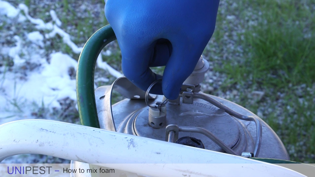 How to mix foam - YouTube