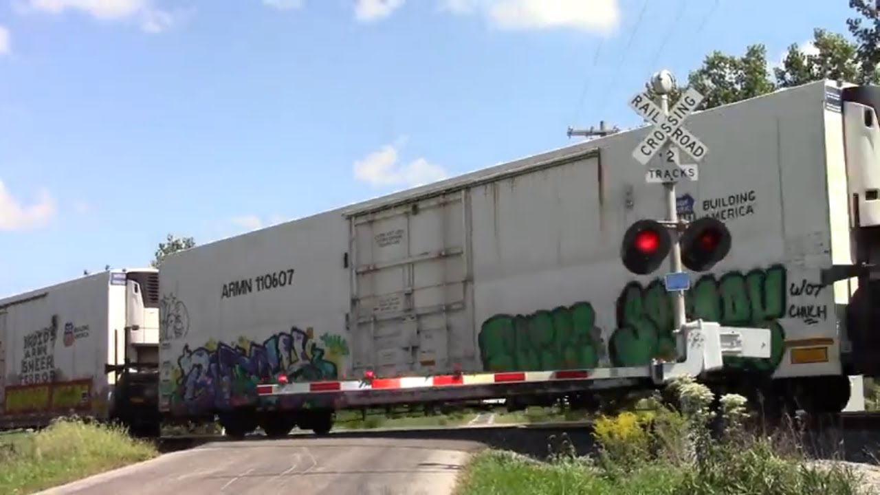 UP 8854 East Greenwich, OH 9/5/18 - YouTube