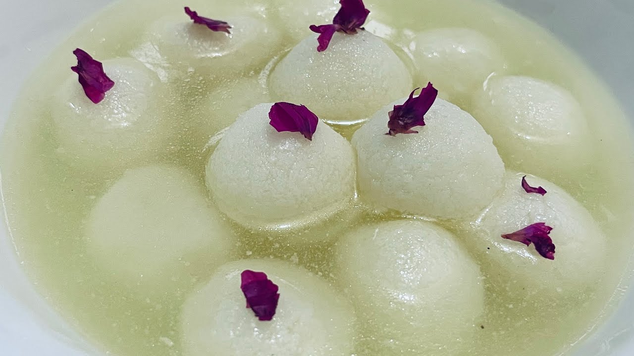 घर पर रसगुल्ले बनाने का एकदम आसान तरीक़ा॥How to make Chhena Rasgulla ...
