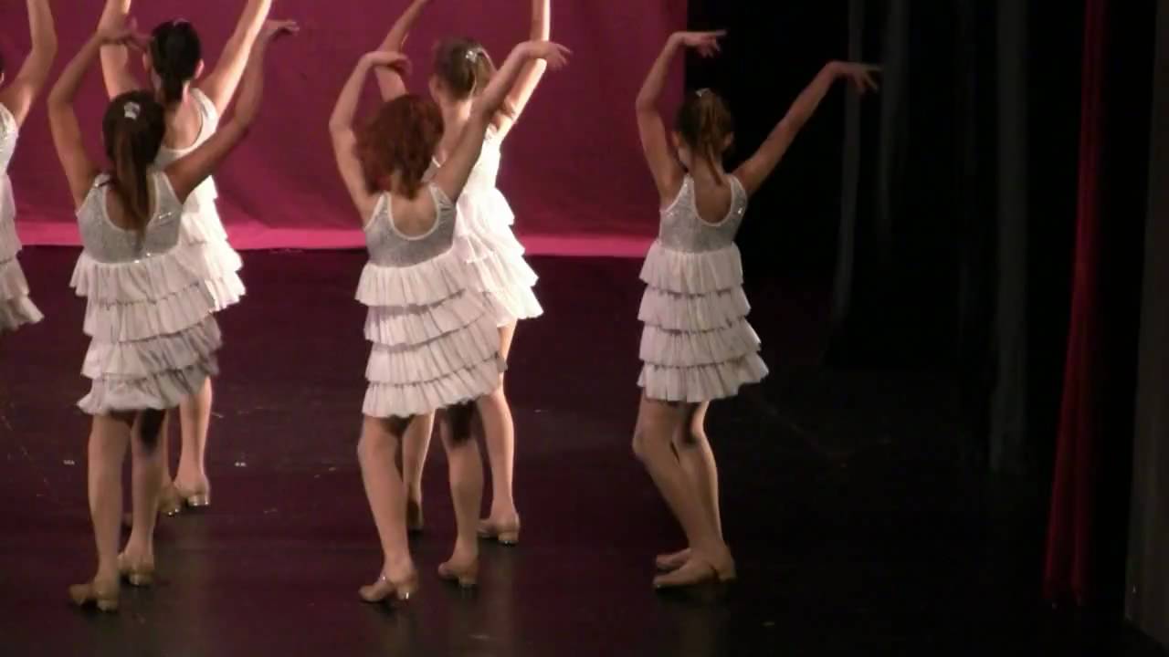 Claire Dance 2010.mp4 - YouTube