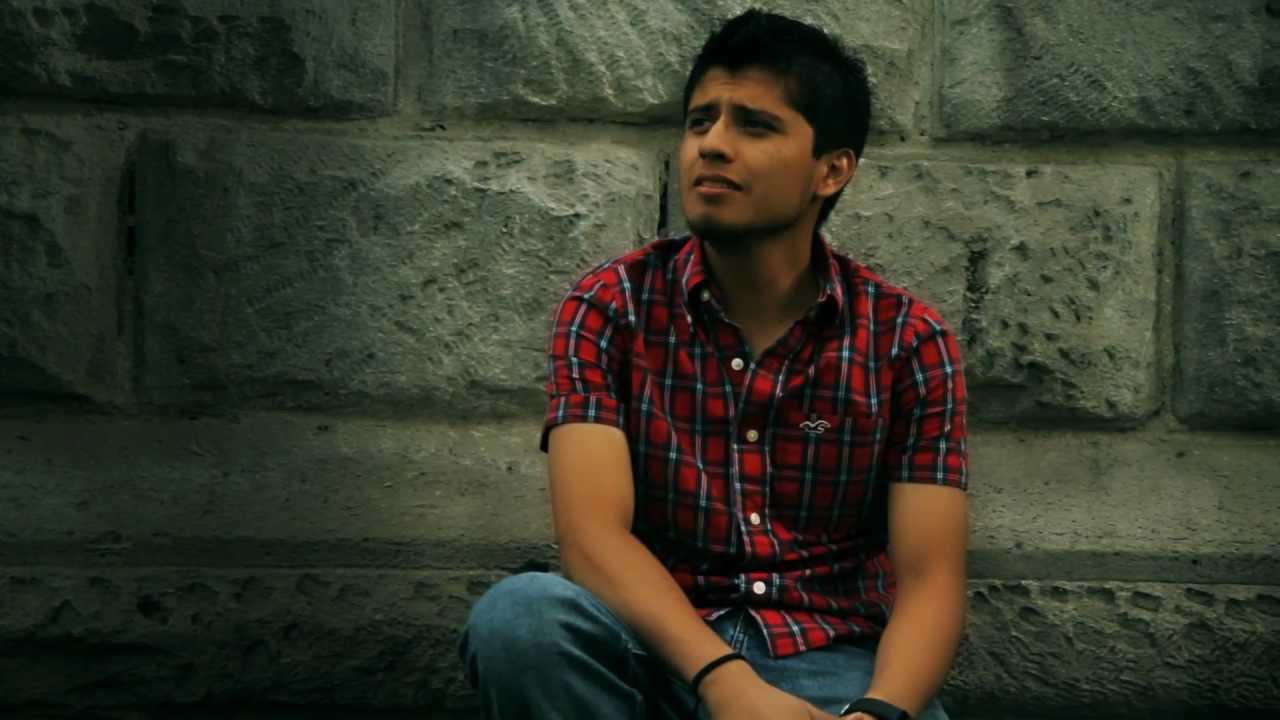 Ivan Ruiz - Aún te recuerdo (videoclip) Chords - Chordify