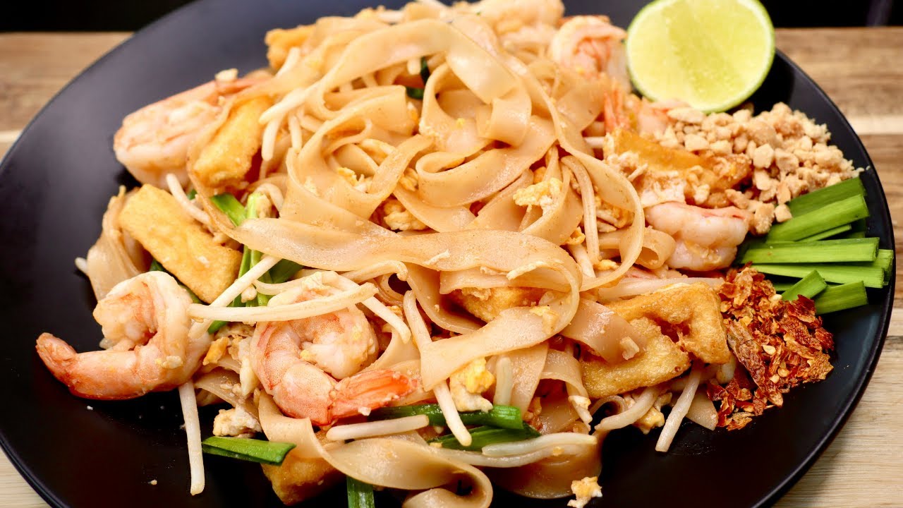 PAD THAI - Cách làm Pad Thai đơn giản thật ngon - Mai Khôi. - YouTube