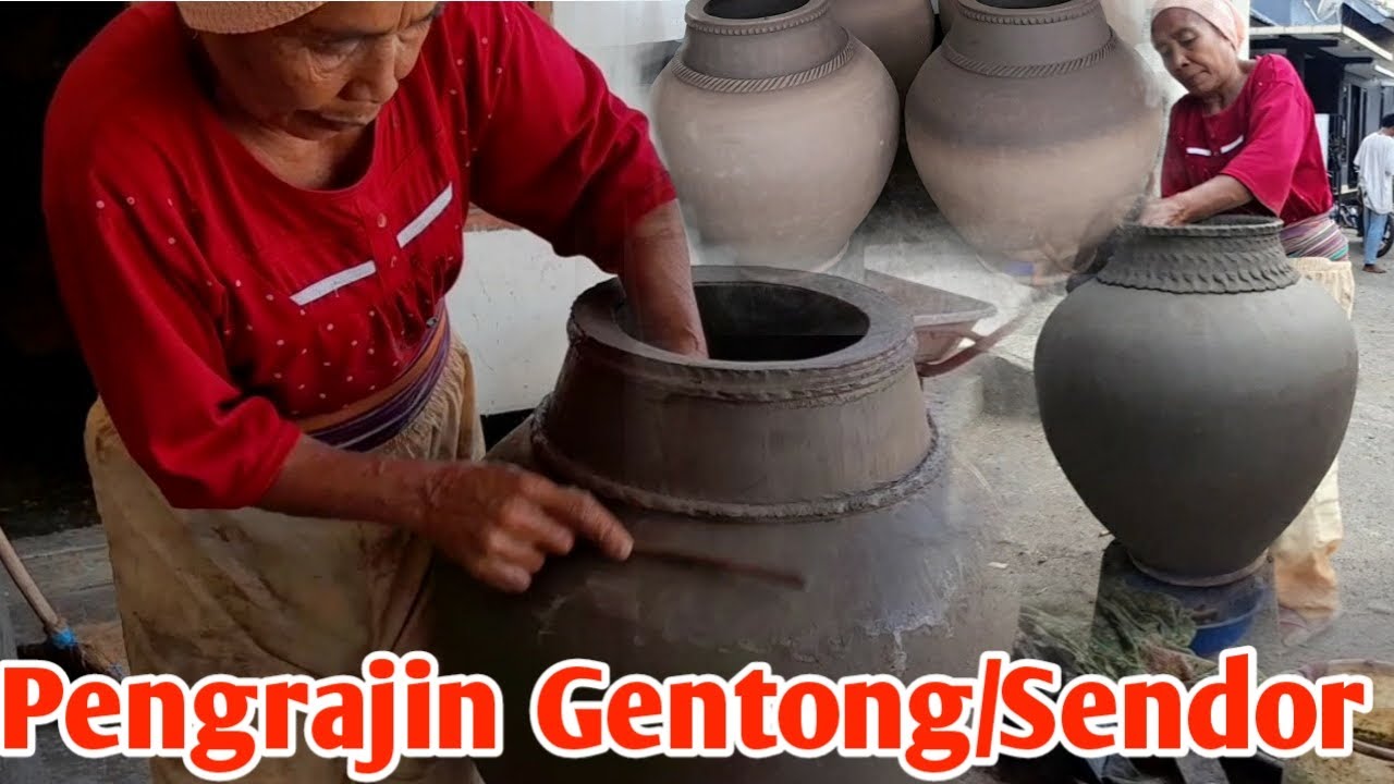 Proses Pembuatan Gentong/Sendor - YouTube