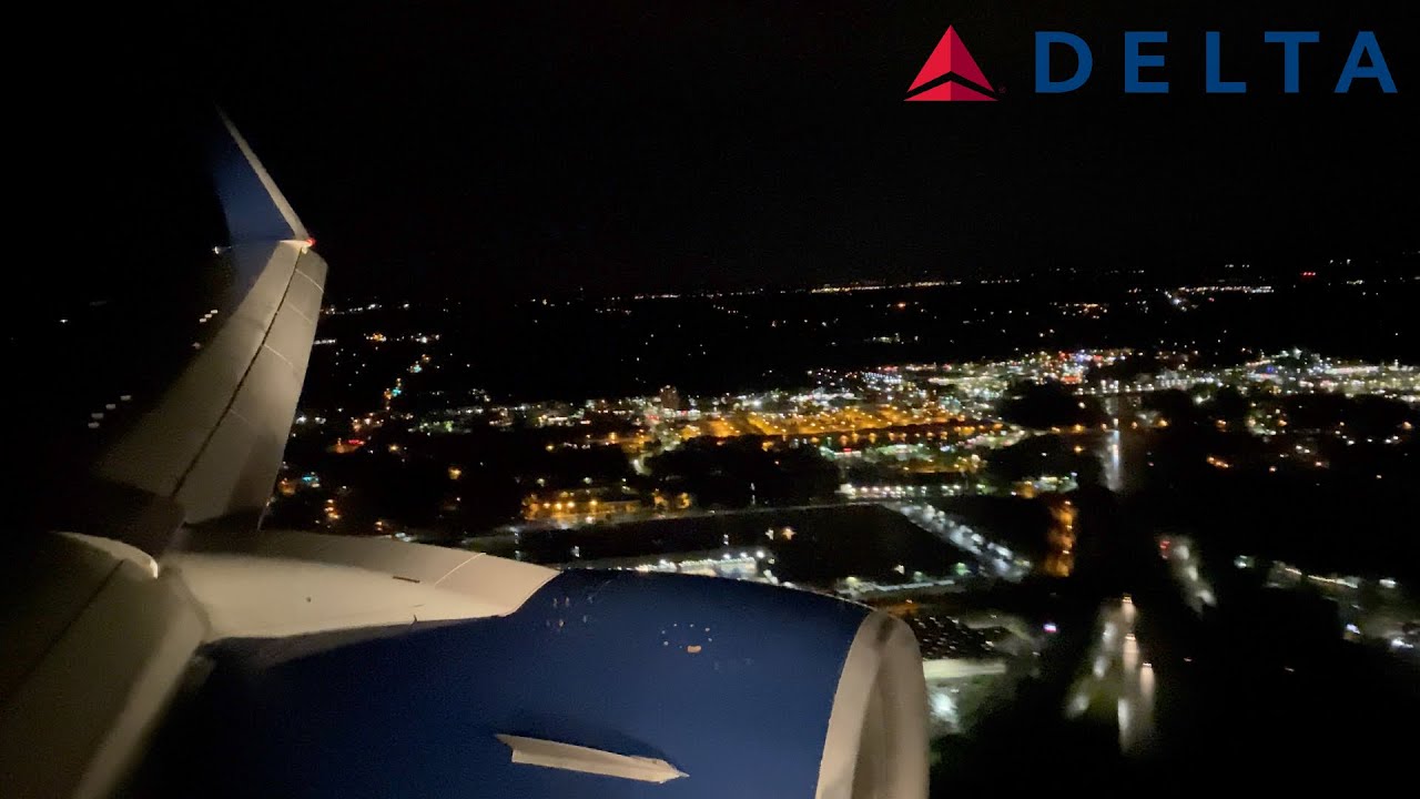 Delta 767-300 | Night time landing in Minneapolis | N197DN - YouTube
