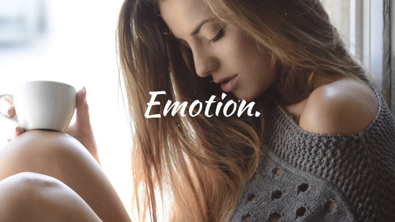 Alex Schulz - Feel (Original) - YouTube