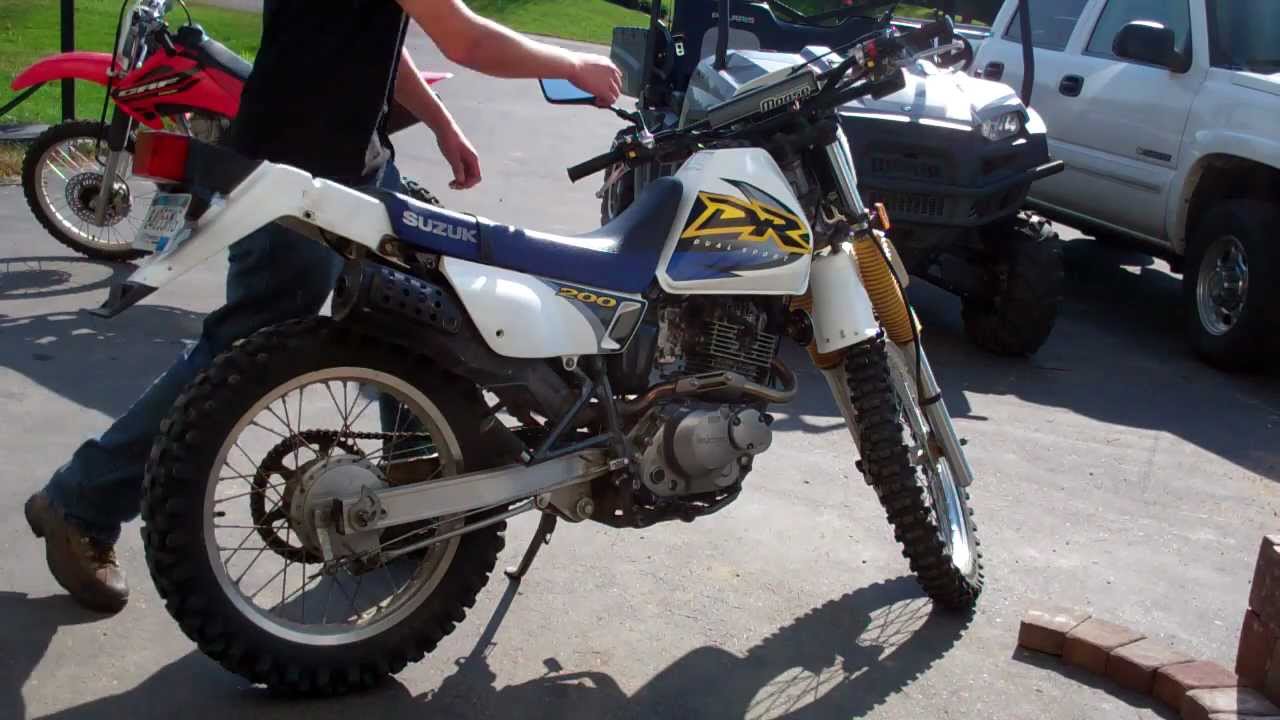1999 Suzuki DR 200 Start-up - YouTube
