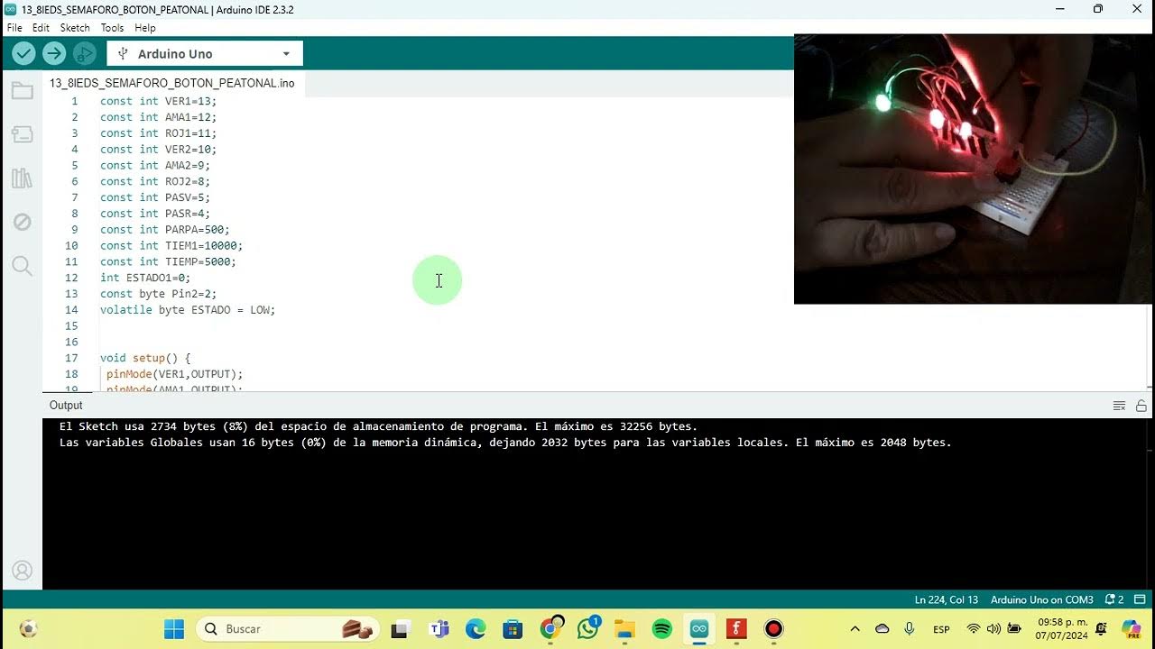 Practica 13 con Arduino UNO Semaforo de dos vias, paso peatonal activado por boton - YouTube