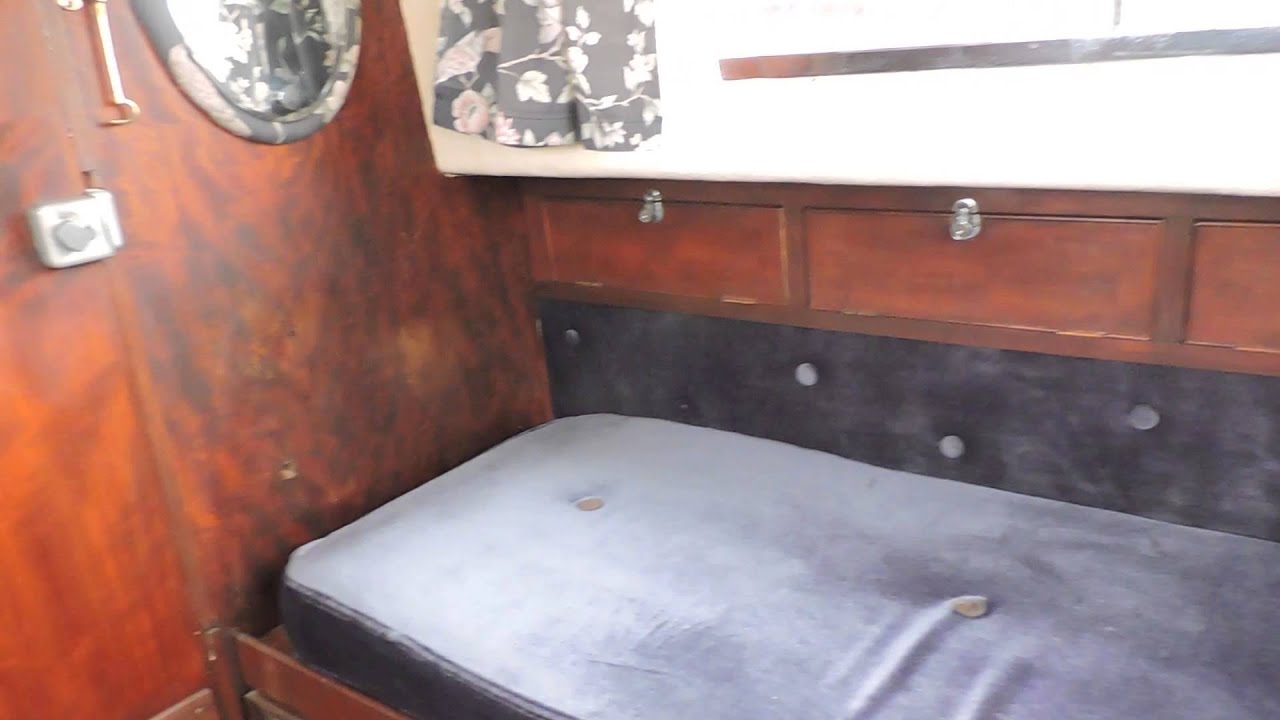 Freeman 30 - Boatshed.com - Boat Ref#205470 - YouTube