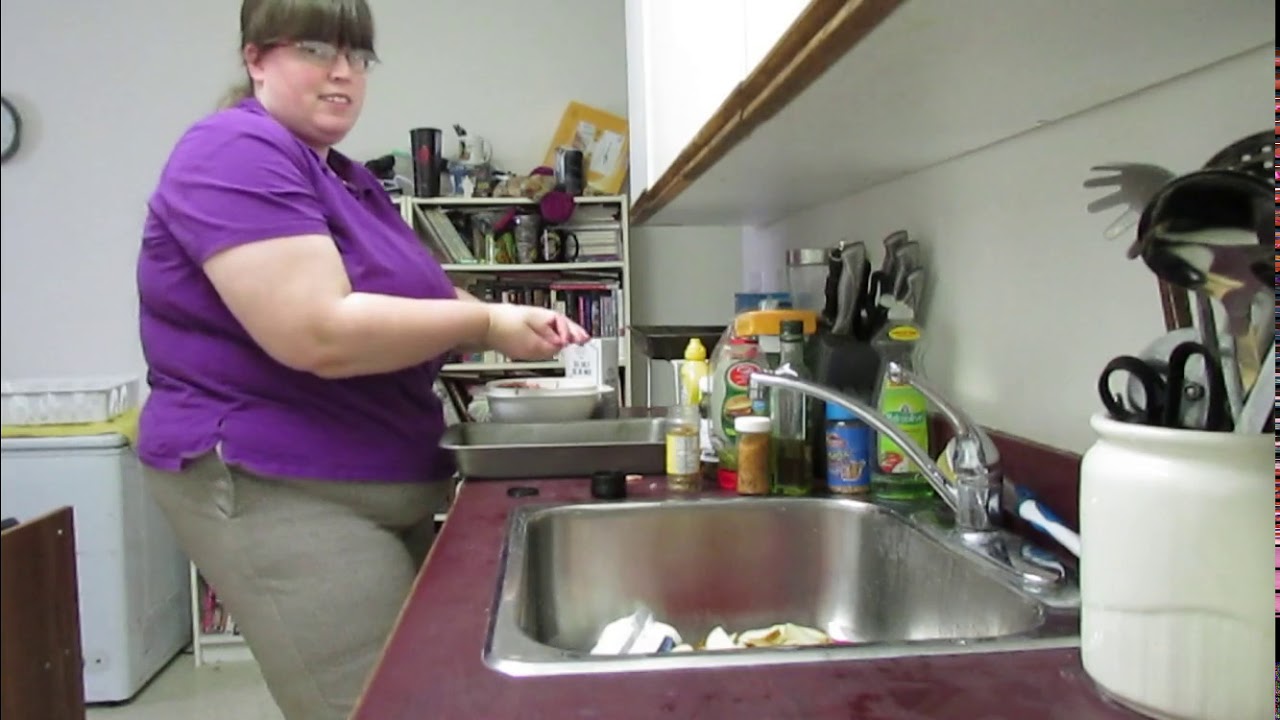 Cooking With Heather - Episode 38: Pork Sliders and Potato Fries - YouTube