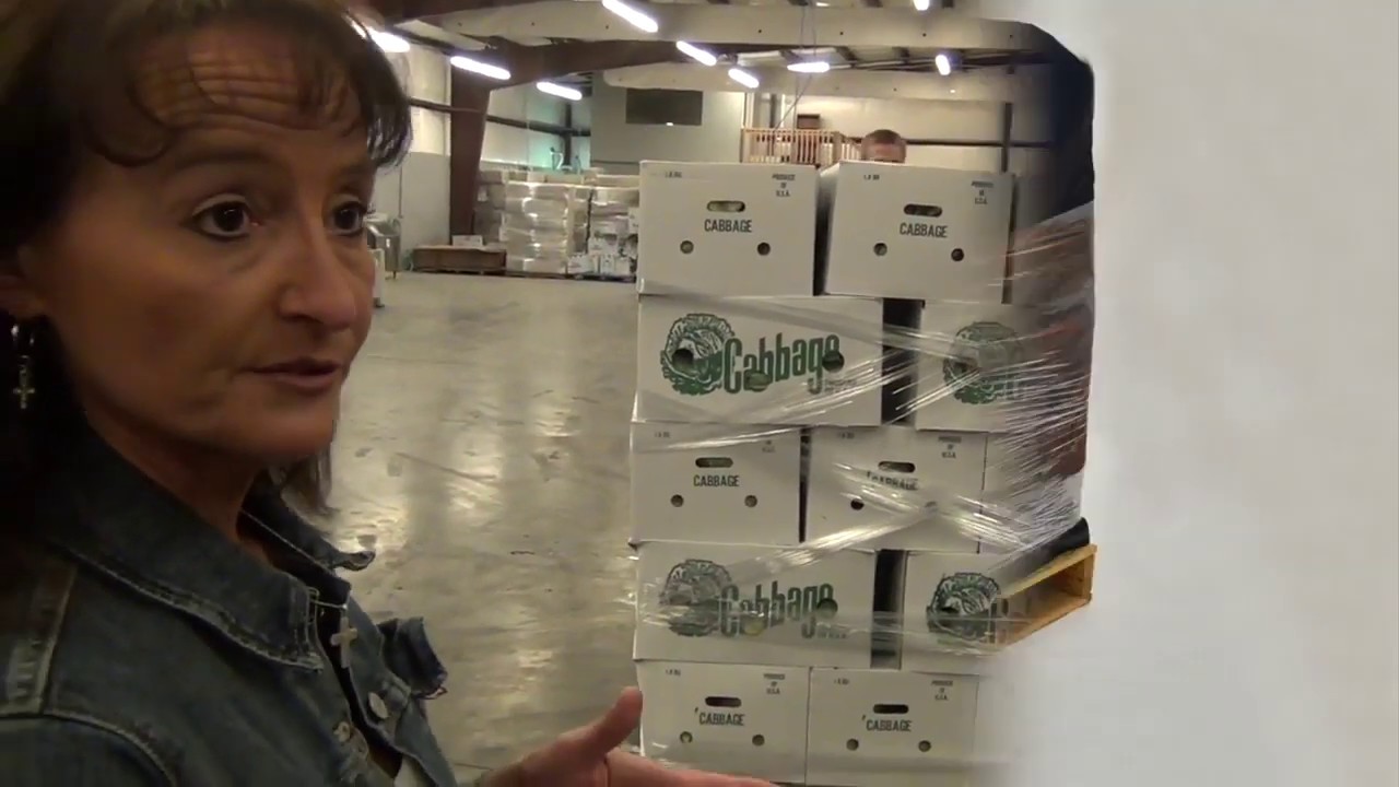 How to Stack & Wrap a Pallet for Wholesale Produce Markets - YouTube