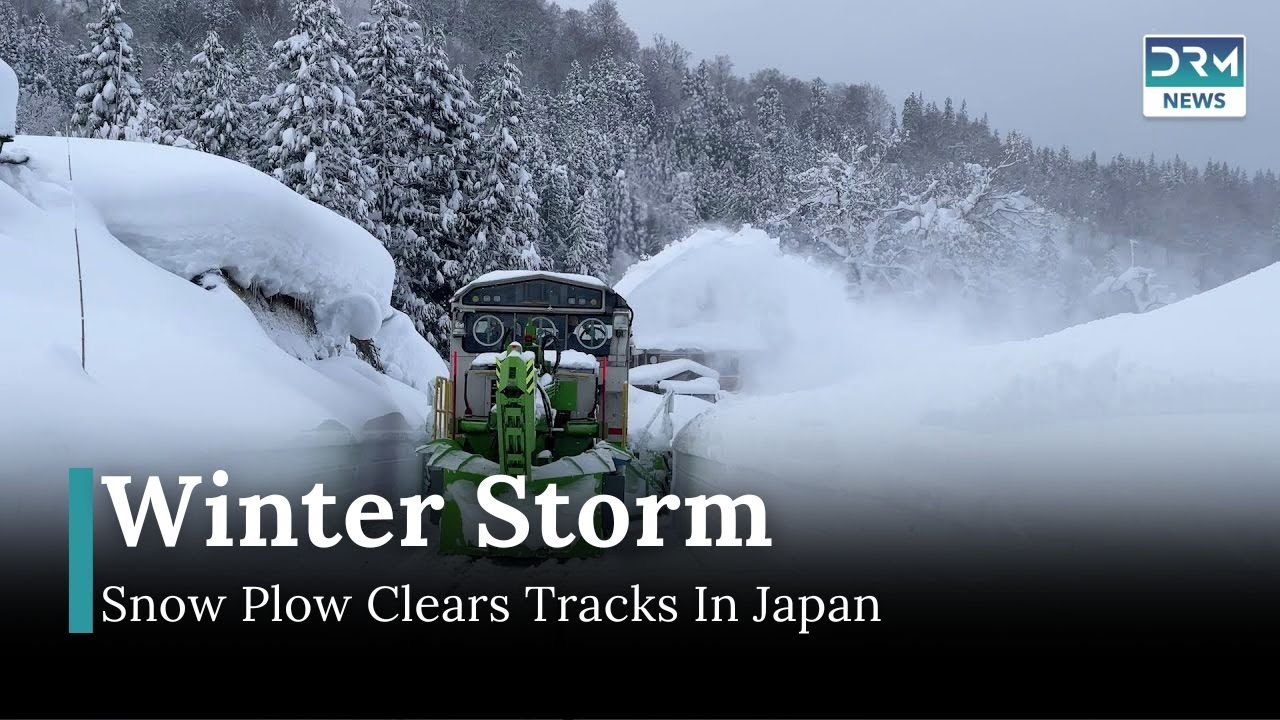 Japan Battles Record Snowfall with Snow Plow Trains | News Today | TSC ...