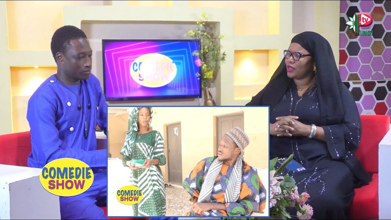 COMEDIE SHOW invité MAMA SYLLA - YouTube