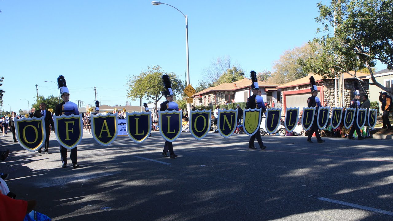 O'Fallon Marching Band (OTHS Panther Bands) at 2015 Rose Bowl Parade ...