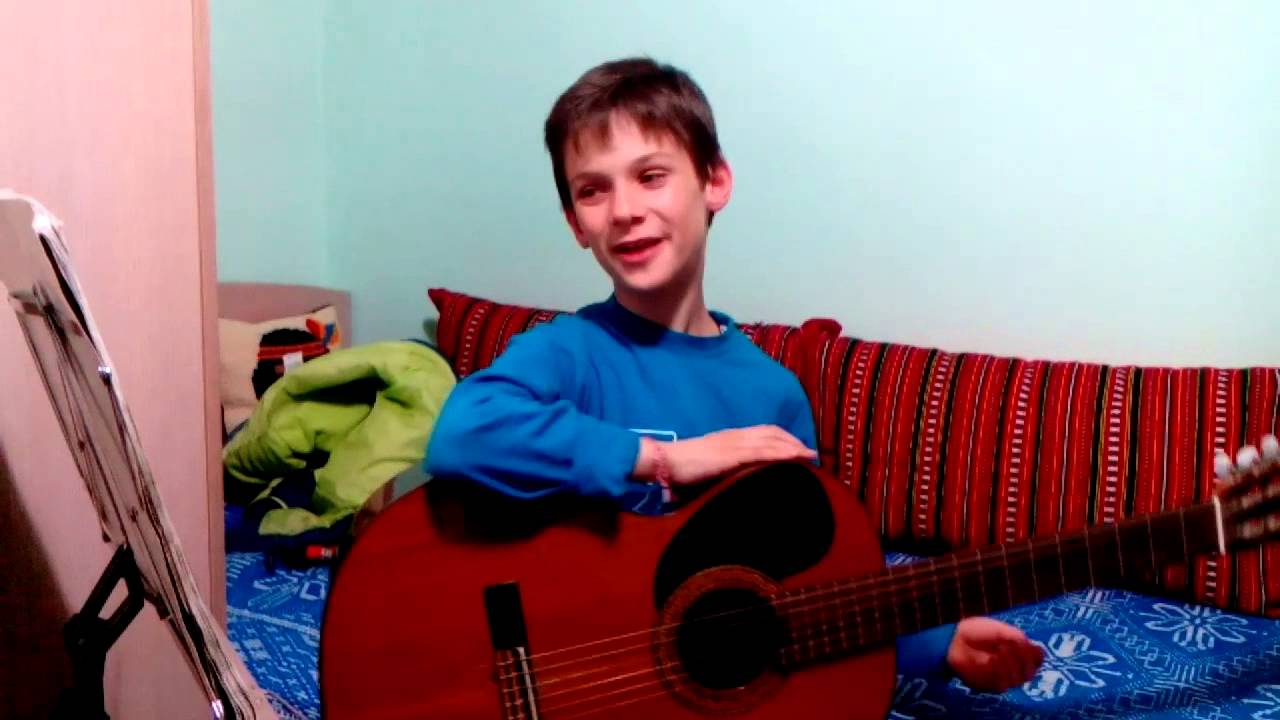 Χαρτινο το φεγγαρακι - YouTube
