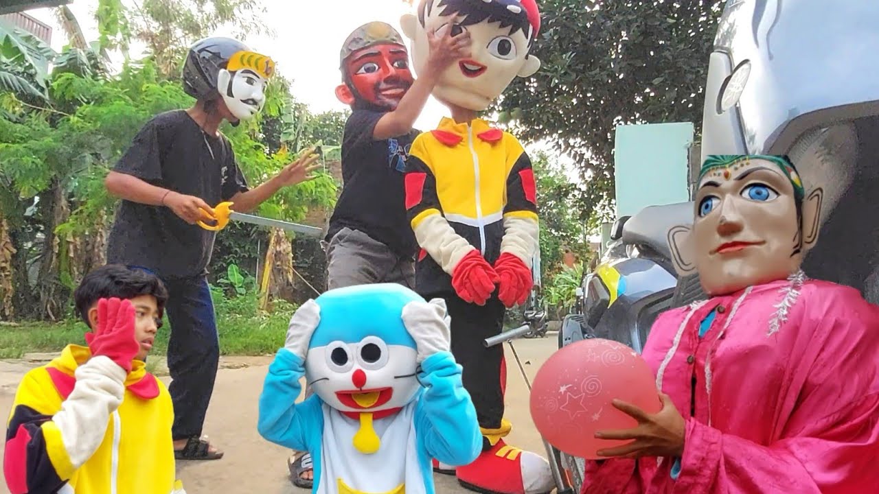 Ondel-Ondel Betawi di Kejar Badut Boboiboy dan Badut Doraemon - YouTube