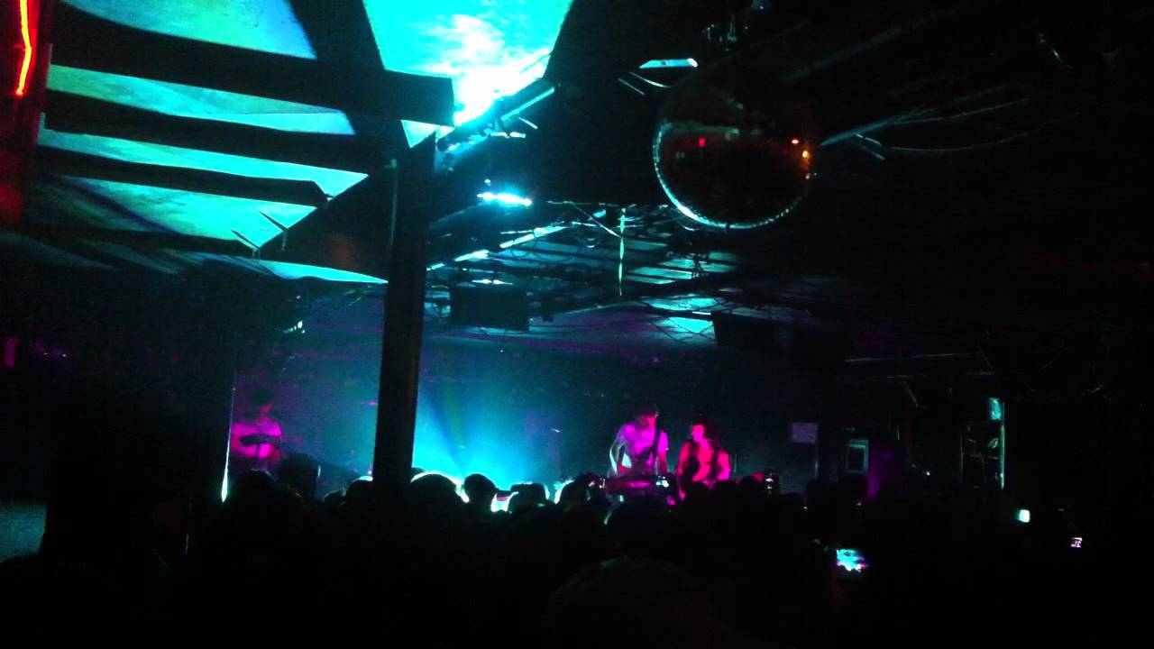 Lights, 10/18/2011, The Middle East, Boston, MA - YouTube