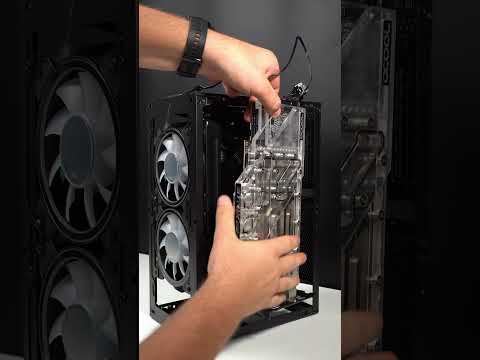 How to build a water cooled Meshlcious SSPUD SFF iTX Case Gaming PC ...