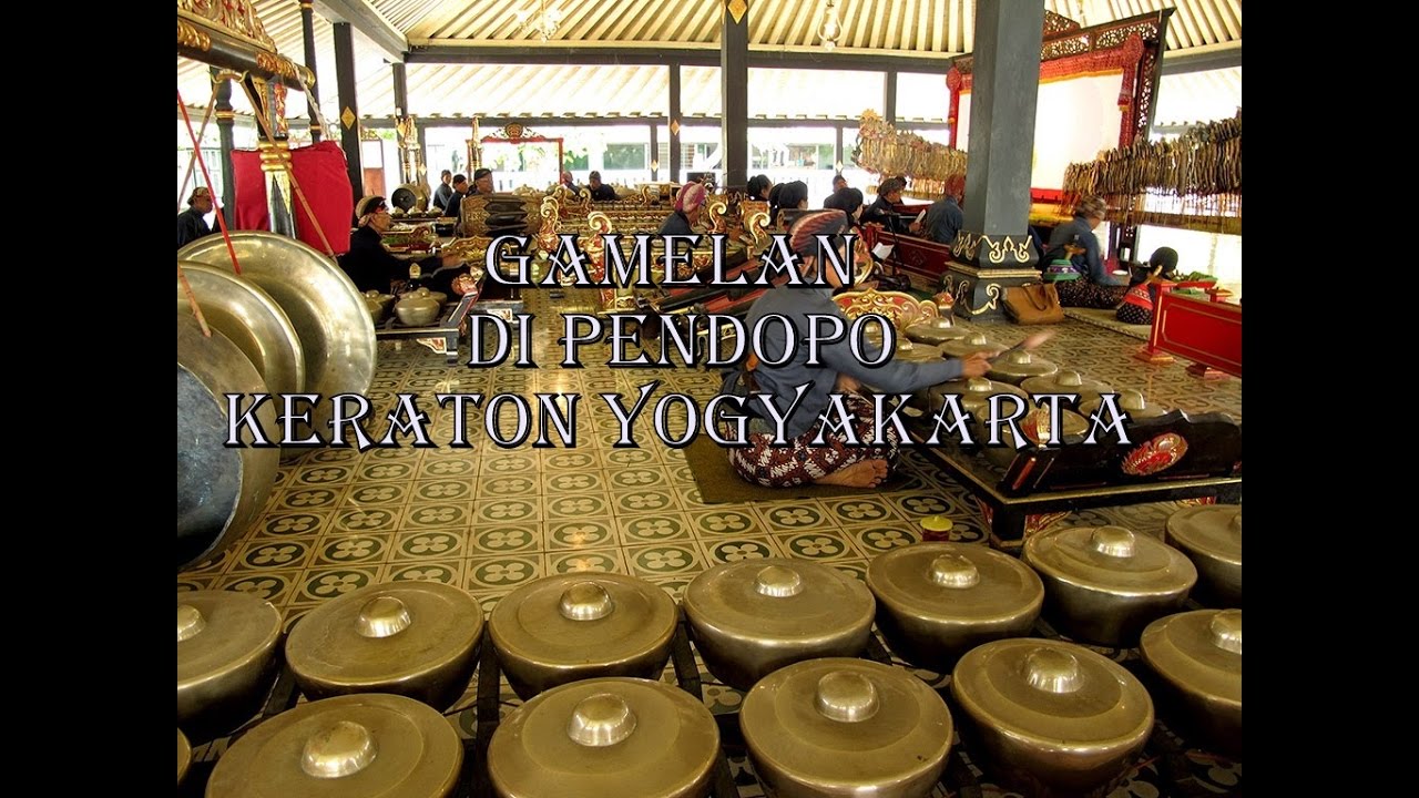 Gamelan Pendopo Keraton Yogyakarta pada Pementasan Wayang Mahabarata ...