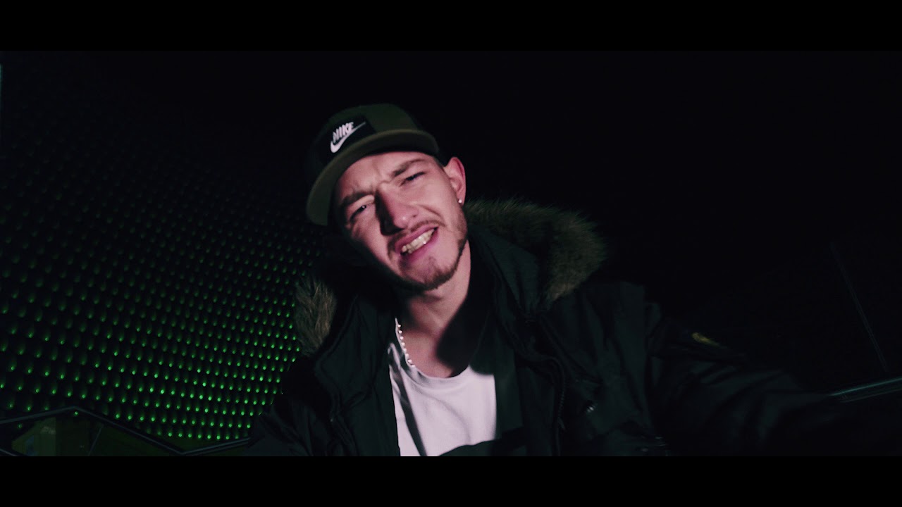 Explosive Bass ANTHEM - MC SLIM & MC RAZOR - YouTube