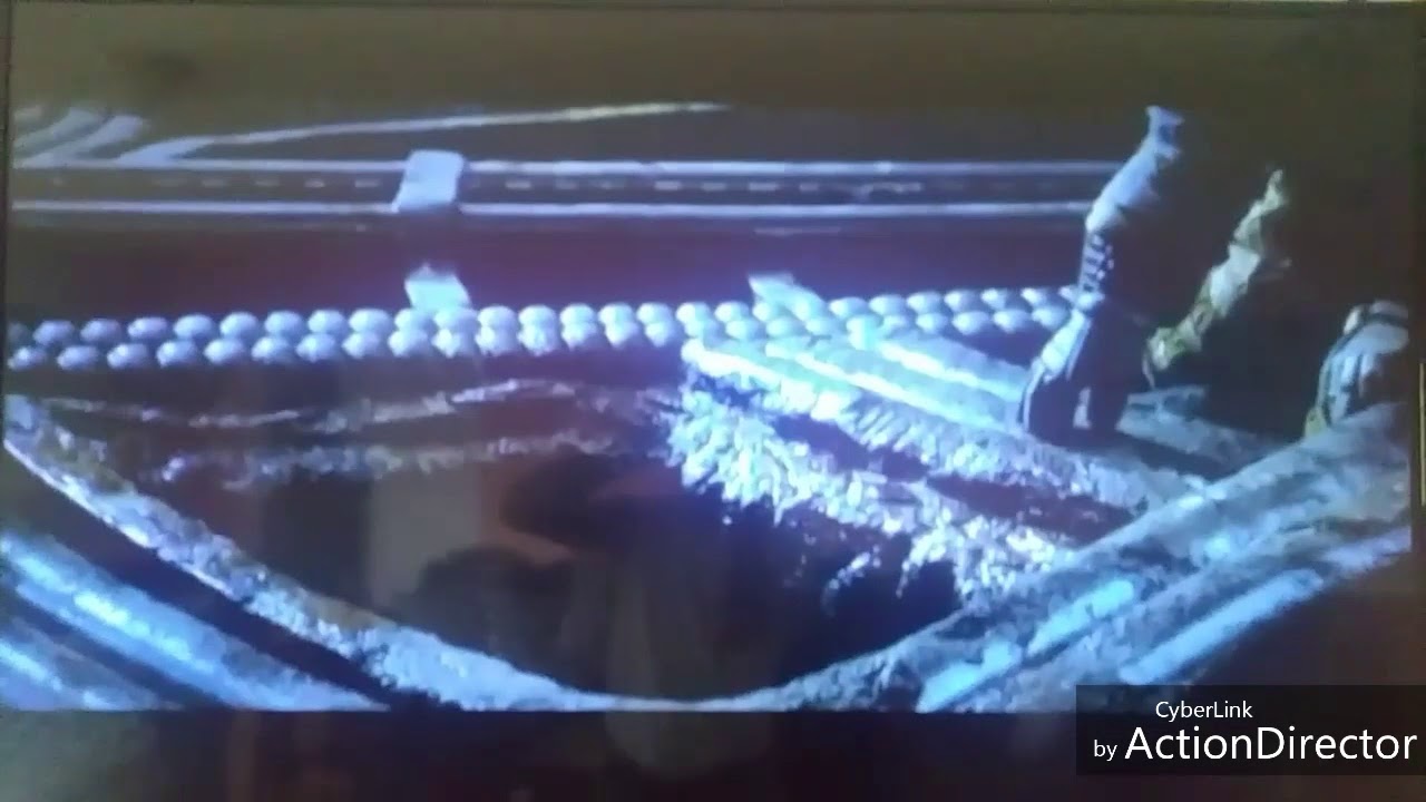Alien: Deleted Scene A Bottomless Pit - YouTube