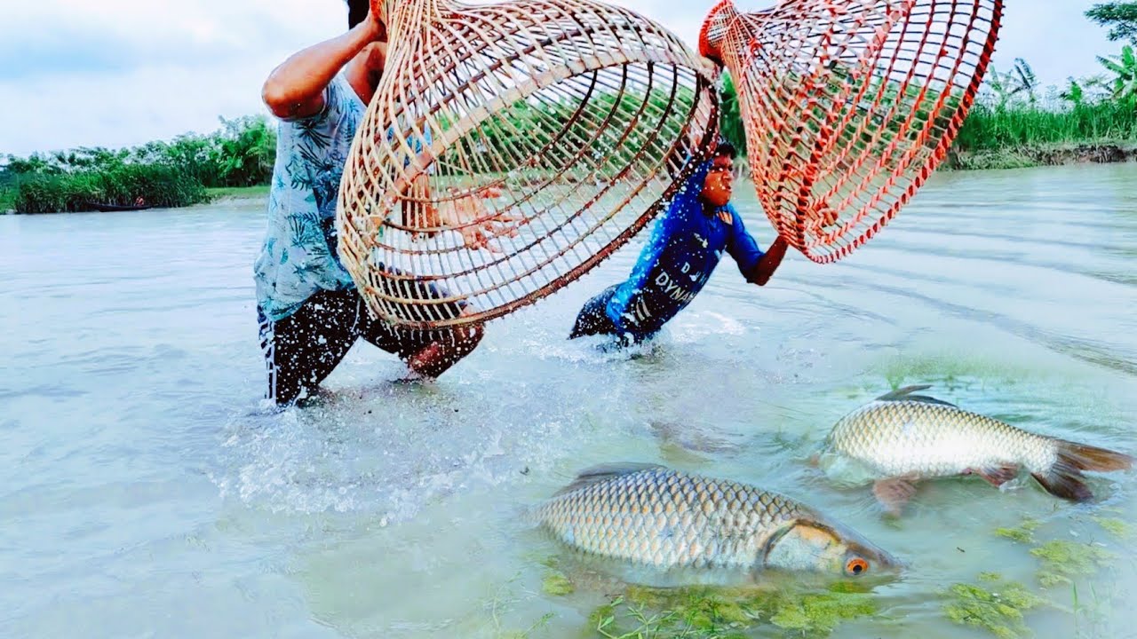 Best Polo Fishing Video In River // Fishing Best With The Polo In ...