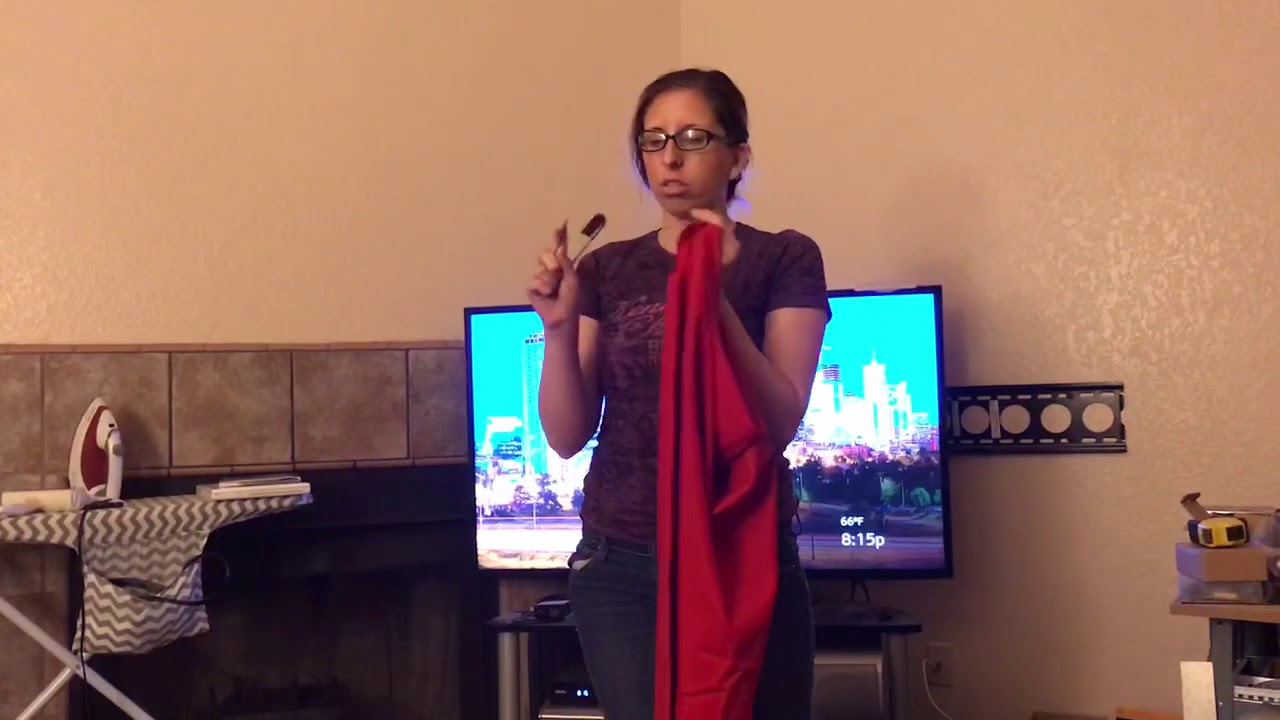 How to put an In N Out Burger apron on - YouTube