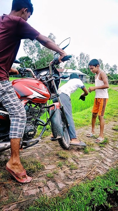 রাস্তা কি তর মায়ের??? #comedy #funny #বাঙালিboy - YouTube