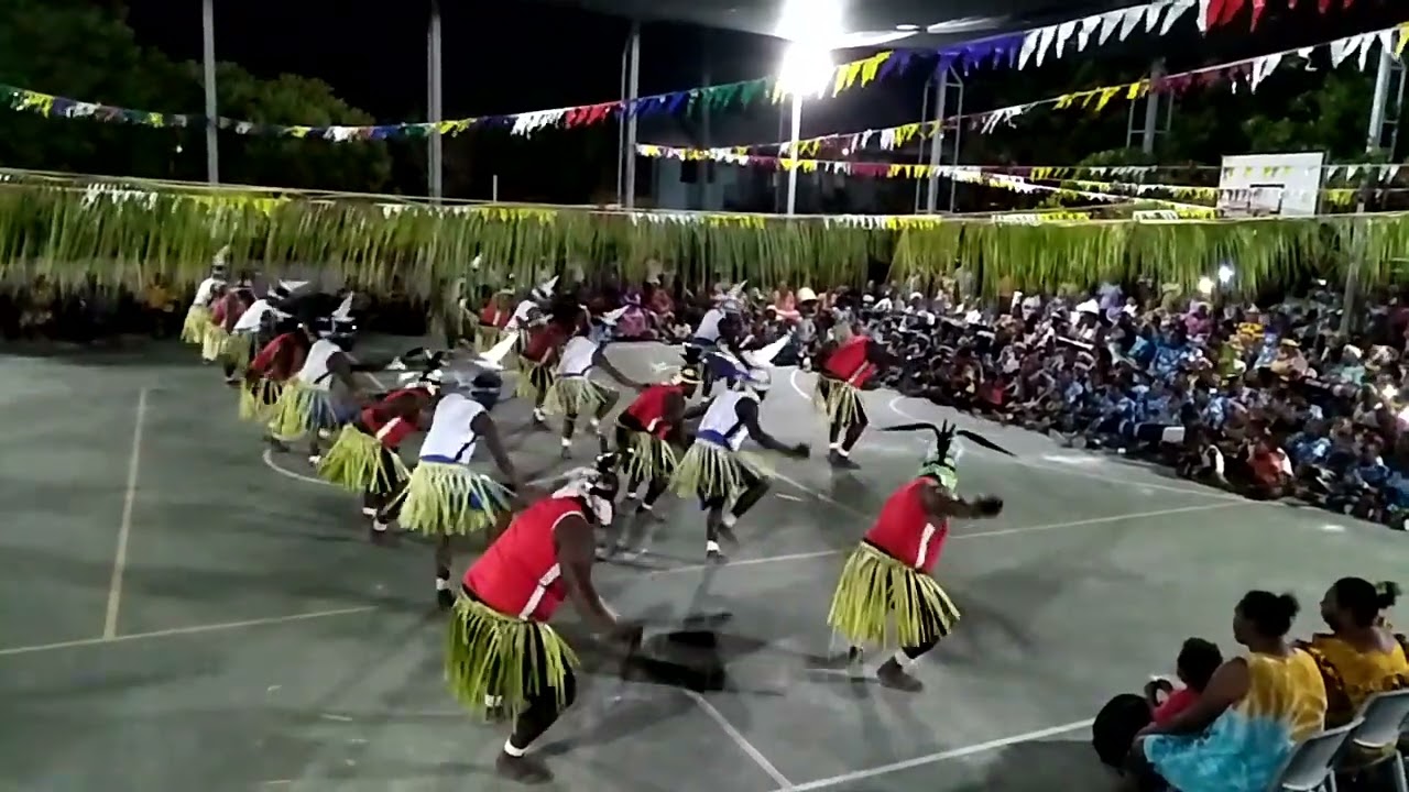 YAM ISLAND DANCING 🌴 🔥 *Waumer And Sara* Part 2 - YouTube