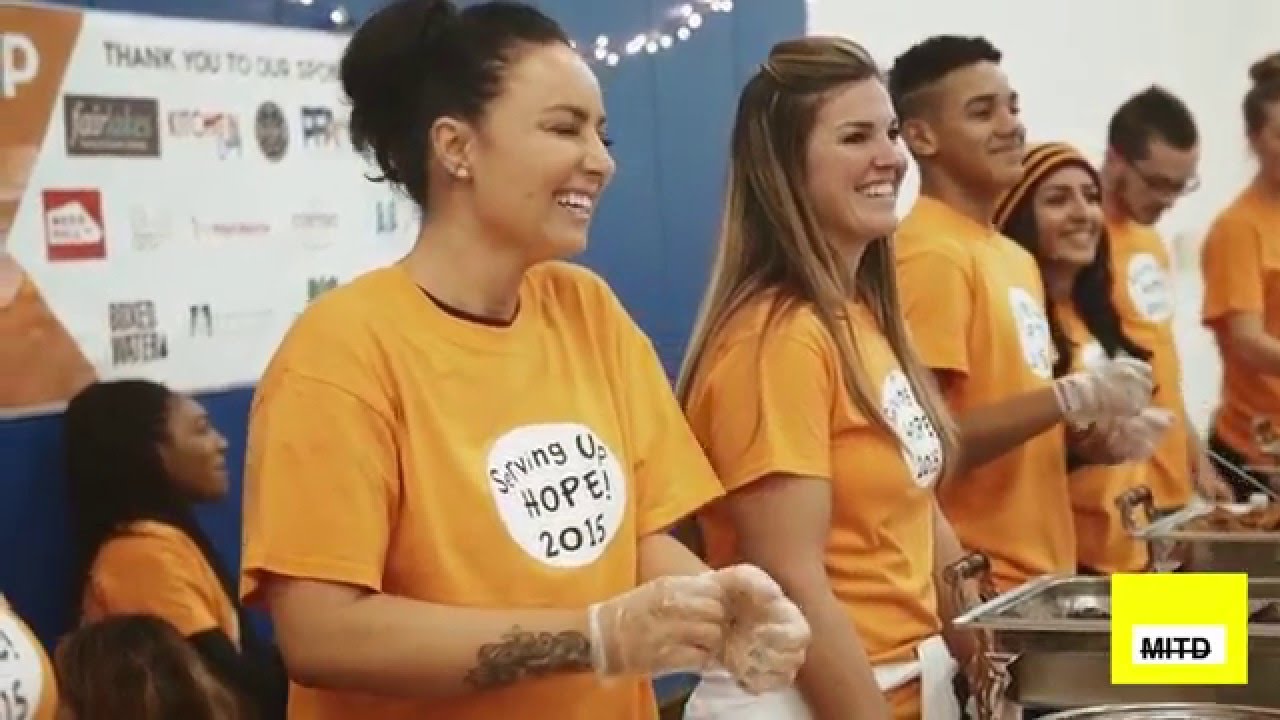 Serving Up Hope 2015 - Thanksgiving Event Recap - YouTube