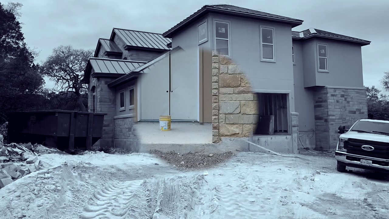 Midway through this 3,631 ft²: 5 BR/4.5 BA/2 ST located in Retablo ...