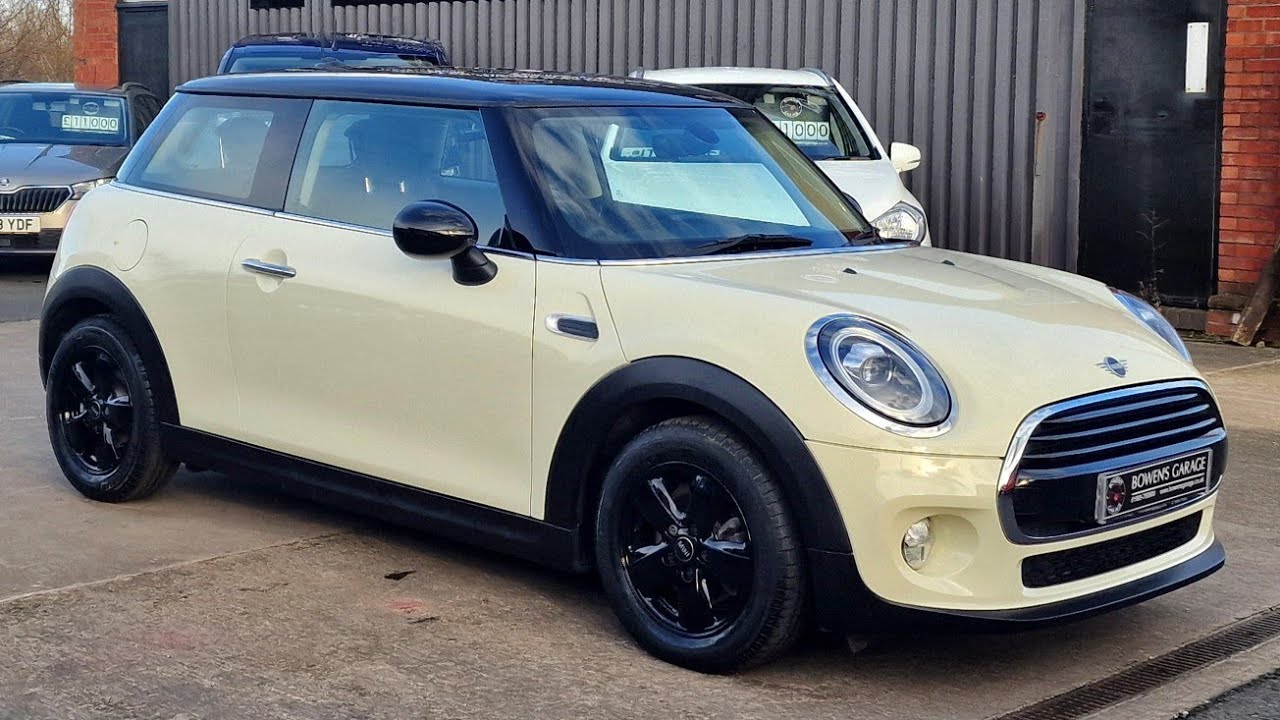 2018 (18) Mini Cooper 1.5 3Dr in Pepper White with Black. 11k Miles. 2 ...