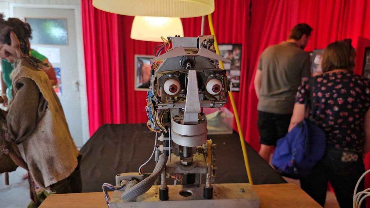 Animatronics in de Mini Efteling 2023 - YouTube