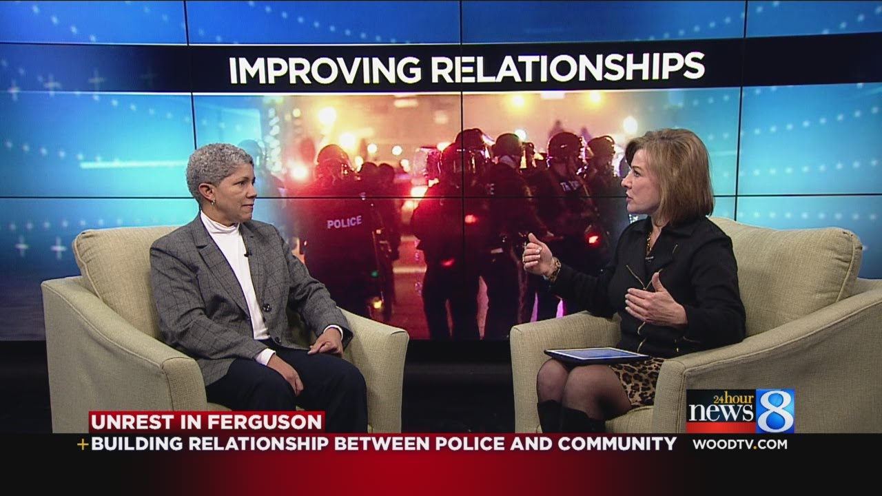 Building relationship between police, community - YouTube