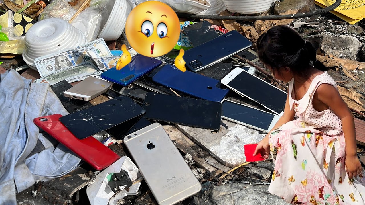 Childrenfind broken phones and copy dollars,Restoration Phone from ...