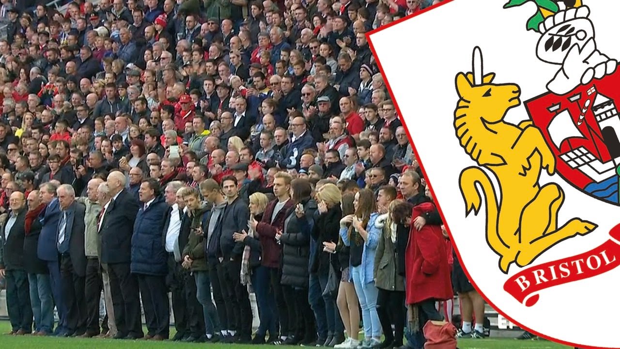 Minute's Silence for Gerry Gow - YouTube