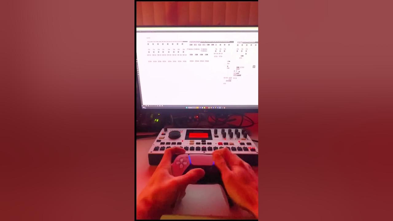Controlling the Elektron Machinedrum SPS-1 MK2 with a PS5 controller in MaxMSP - YouTube