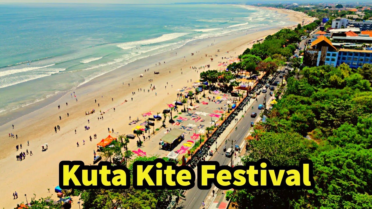 Lomba Layangan Kuta Kite Festival Bali - YouTube