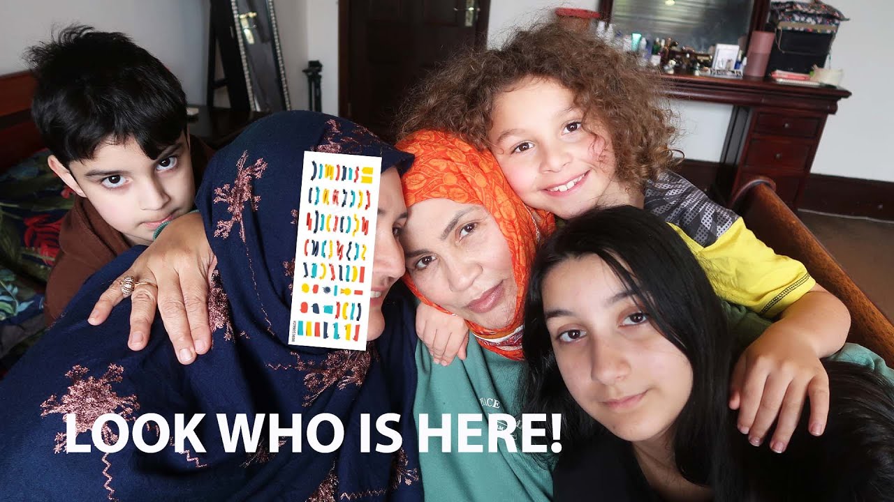 LOOK WHO IS HERE || FUNNY CHIT CHAT || MAMA VLOG - YouTube