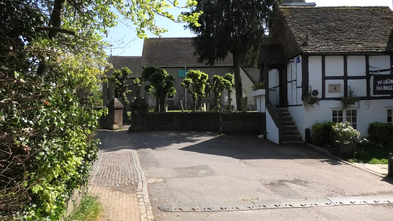 Ye Olde Six Bells Horley - YouTube