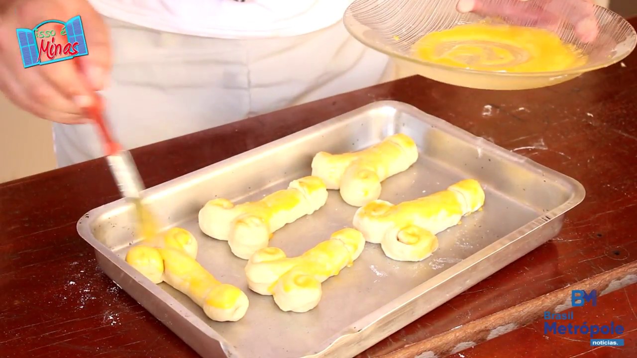 Aprenda a fazer o doce de formato fálico de São Gonçalo de Amarante ...