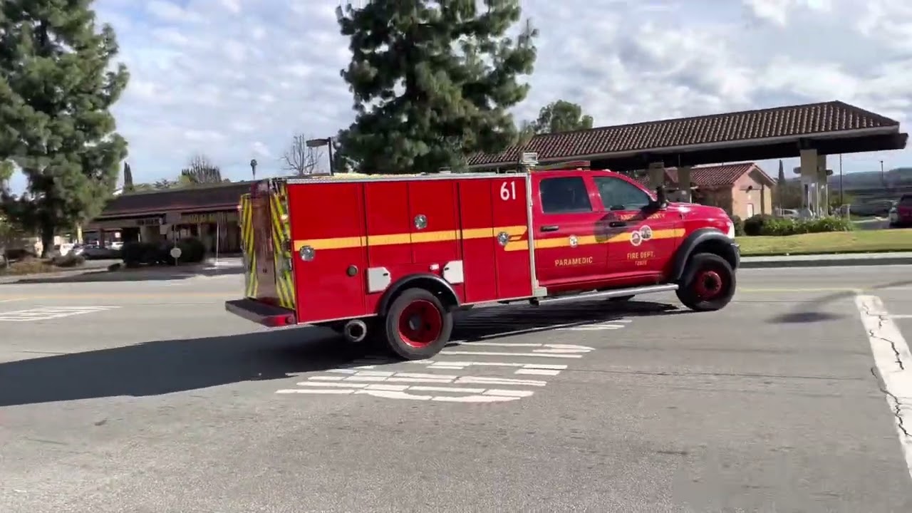 LACoFD-Squad 61 Responding-1/16/22 - YouTube