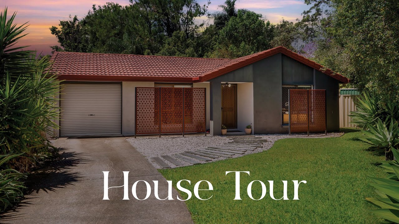 16 Wilkins Court, Boronia Heights | House Tour | Caesar Walkins - YouTube