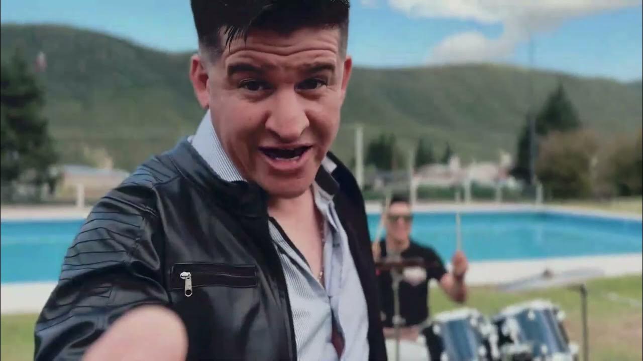 "ESTABA AQUI PENSANDO" de (Isaac Behrmann) versión de BANDA VAMOS - YouTube