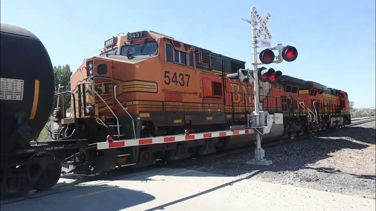 BNSF Trains in Greybull, WY. Inbound, Humping Action, Train Meets, Damage & Yard #bnsf #train ...