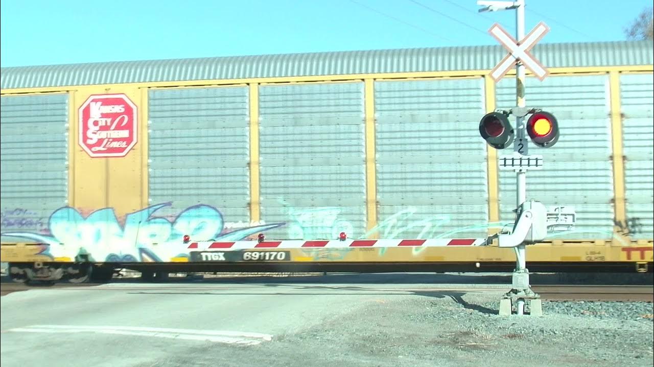 FPON: CP#118 / CP#8019, CSX#5251, BNSF#7800/ MILE 169: - YouTube