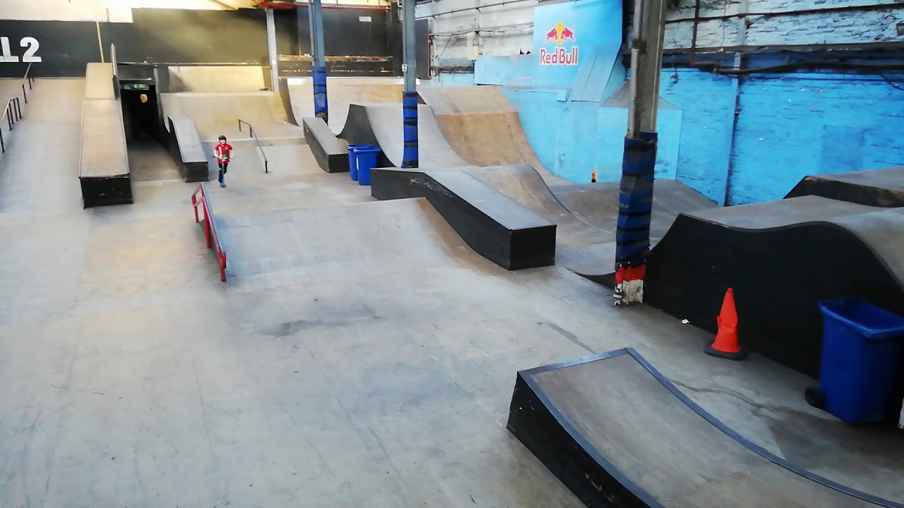 Tailwhips at Unit 23 Skatepark(3) - YouTube