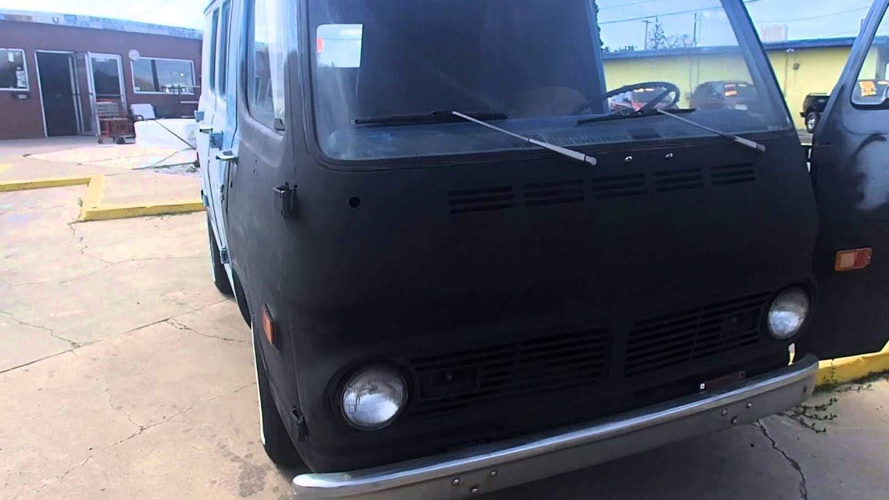 1969 chevy van 90 4 speed column shift 307 v8 post tract - YouTube