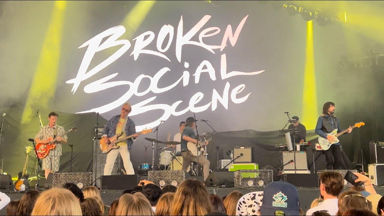 Broken Social Scene - Cause = Time (Toronto 2023) - YouTube