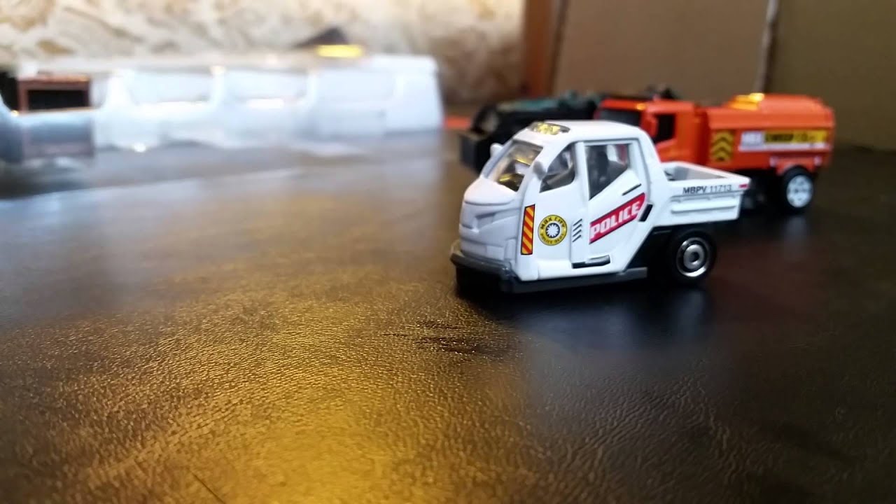 Matchbox City Works 5 Pack (2015) - YouTube